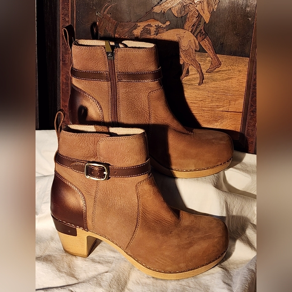 Dansko | Shoes | Dansko Anya Leather Boot | Poshmark